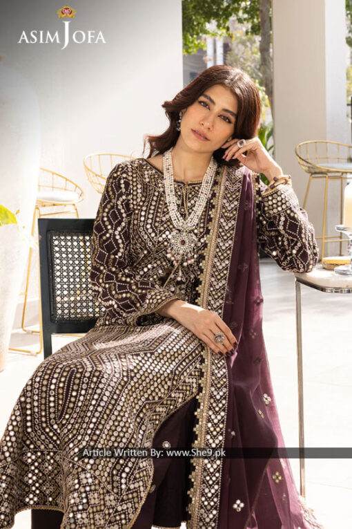 Syra Yousuf Featured in Asim Jofa Wedding Collection - She9.Pk
